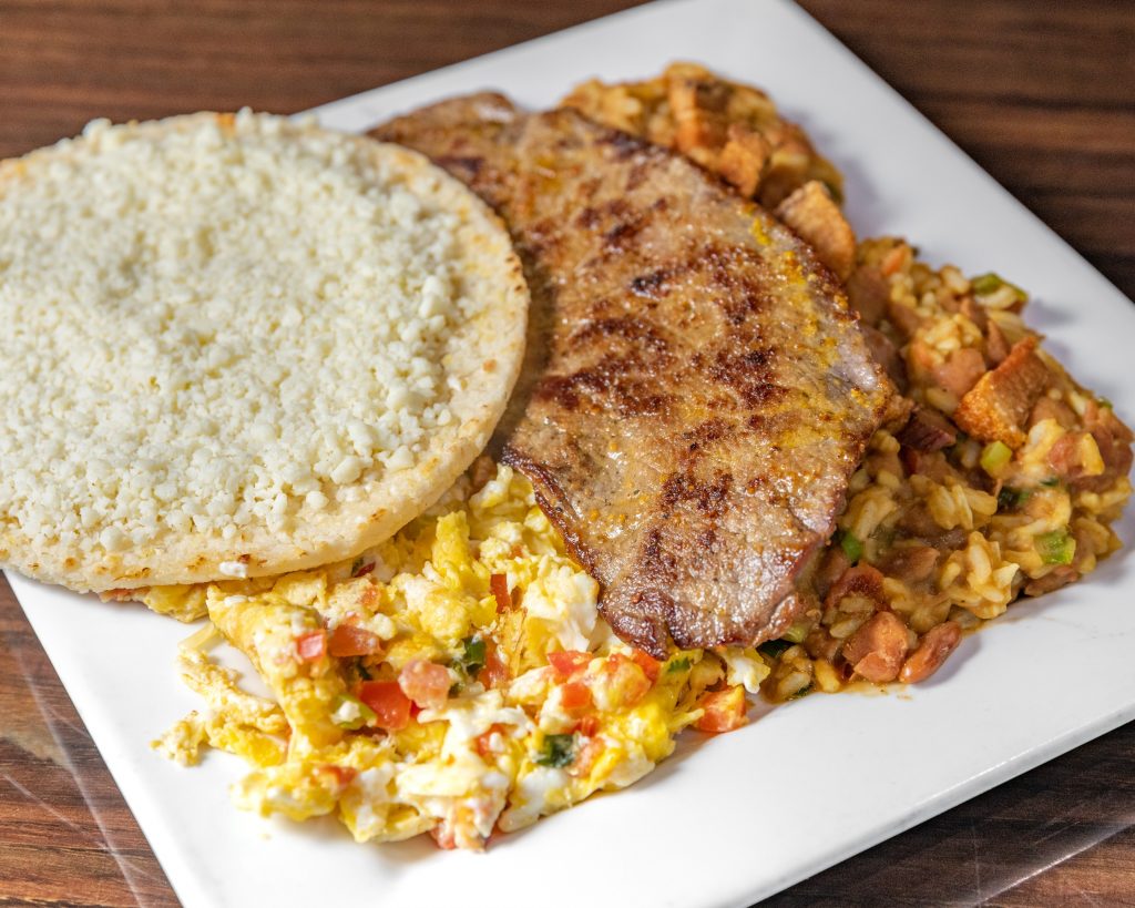 #12 CALENTADO CON CARNE - REFRIED BEANS WITH STEAK | Pal Rancho